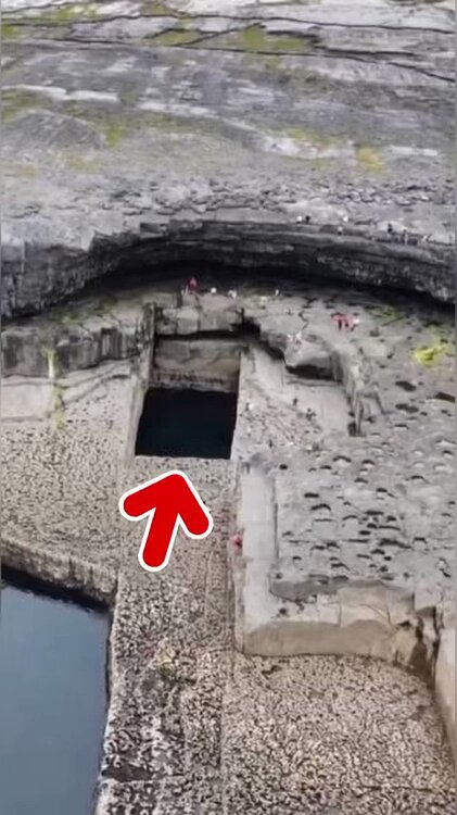 Ireland’s massive “Wormhole of Inishmore.” Natural or carved? - Giza ...