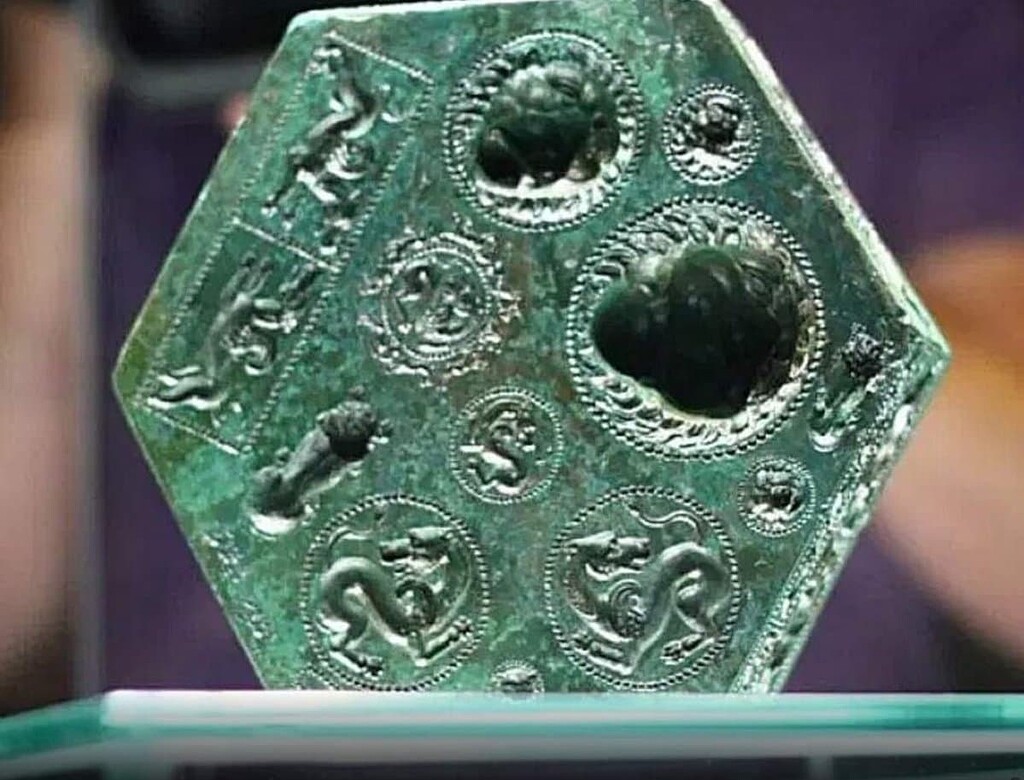 An ancient bronze matrix, over 2,000 years of age, has just become the ...