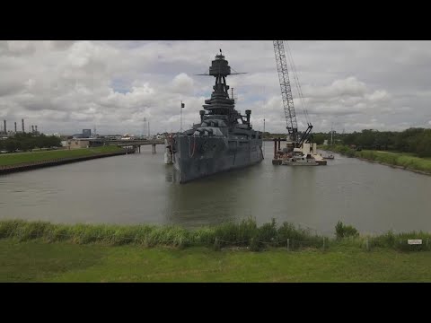 Battleship Texas moving: Live view of move to Galveston - Giza Community